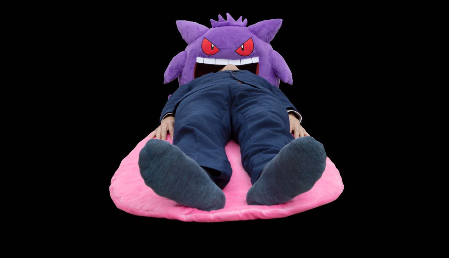 A Gengar Cushion From Japan Lets You Stick Your Head in His Mouth ...